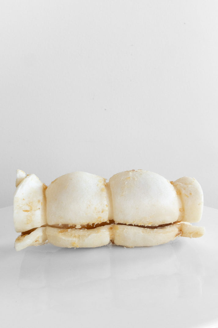 Bully Dusted Beef Cheek Roll – Fauna Pet Market